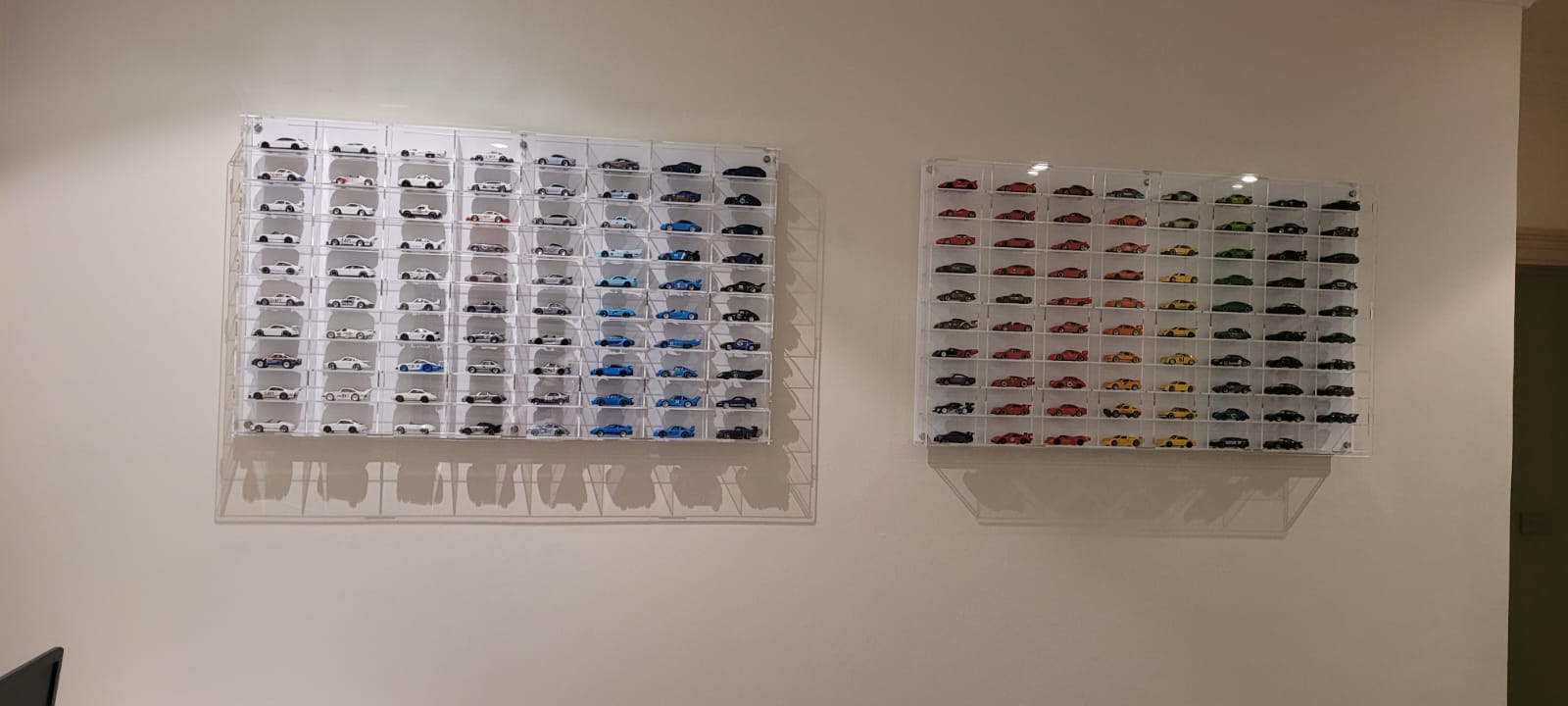 Acrylic/Perspex 1:64 Scale Diecast Model 80 Car Display - Perfect Scale ...