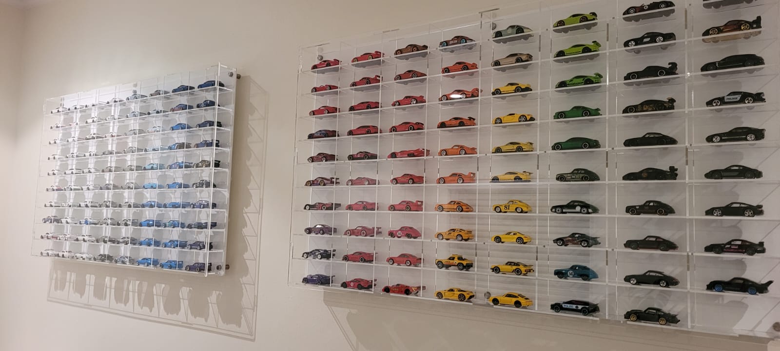 Acrylic/Perspex 1:64 Scale Diecast Model 80 Car Display - Perfect Scale ...